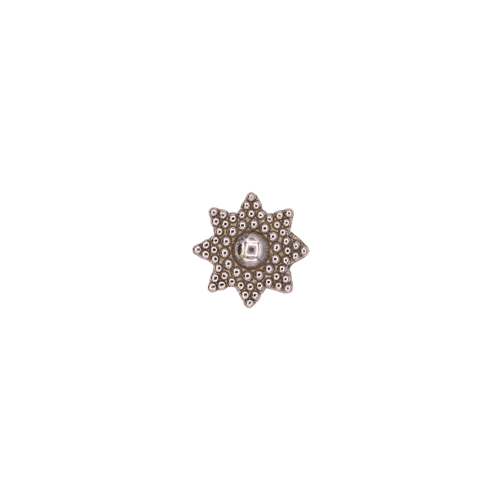 Starmie beaded star threadless end in white gold – Piercing Experience
